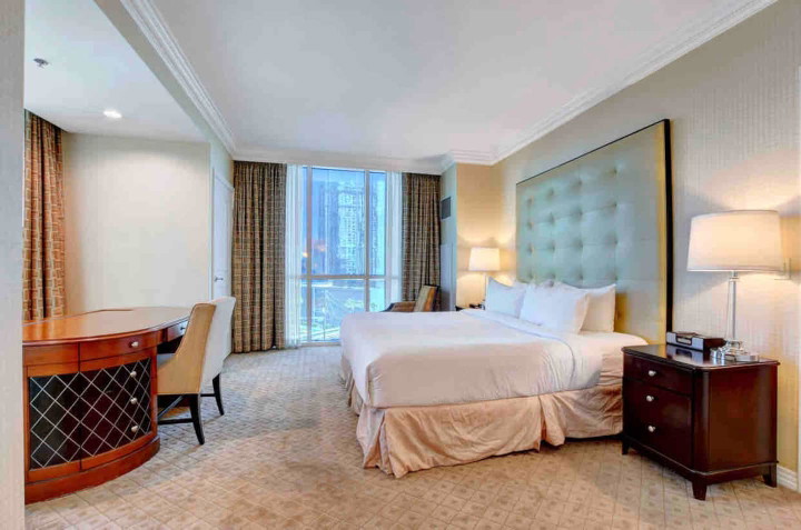 Deluxe One Bedroom Balcony Suite - Las Vegas Strip, NV
