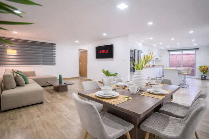 Los Andes, Cuenca | 3br, 2 Baths + Parking, 7 - Cuenca