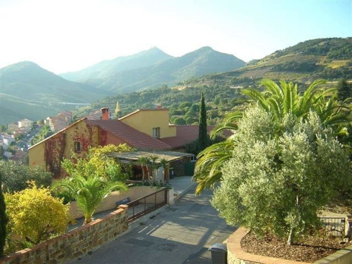 Appartement Terrasse Et Parking - Collioure