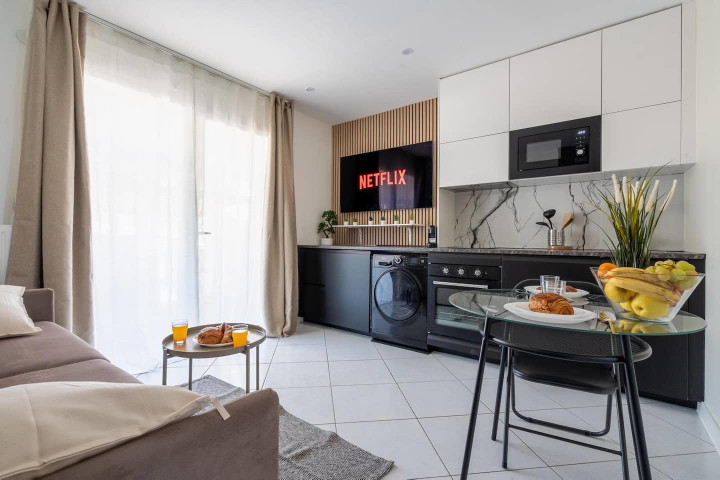 Serenia House - Roissy-en-France