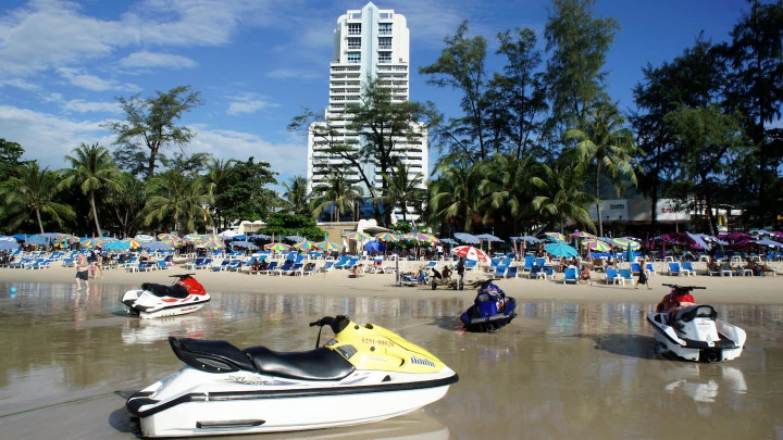 Patong Tower 100m From The Beach - Karon Beach