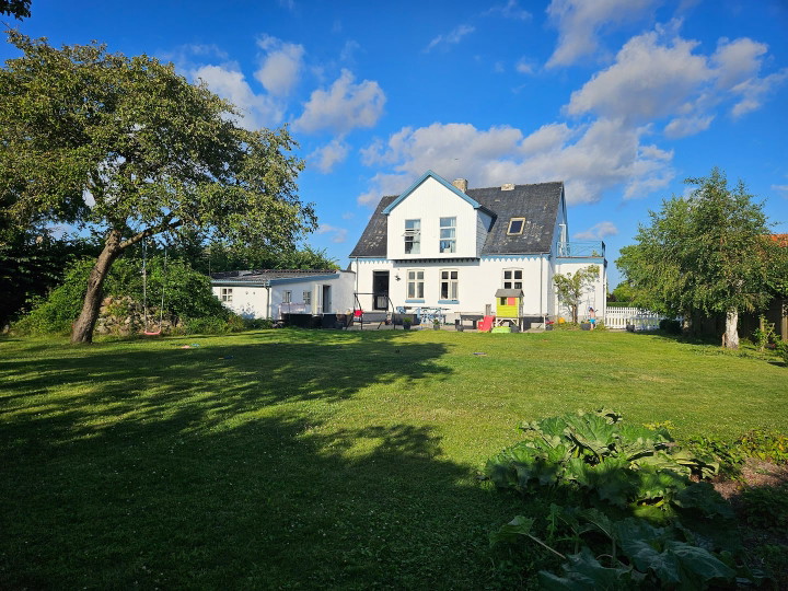 Beach Vacation In Villa With Beautiful Garden - Rødby