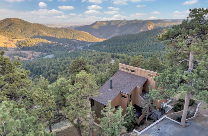 Peaceful Cabin*breathtaking Views*hot Tub*game Rm! - 