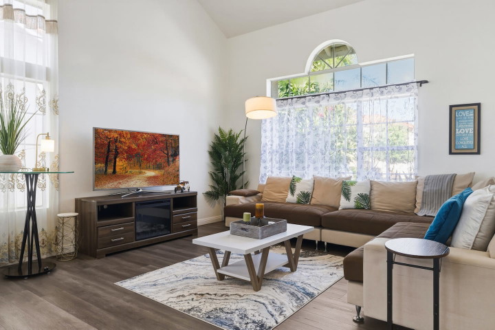 Comfortable Stay / Downtown Pomona Near 60 71 Fwy - Pomona, CA