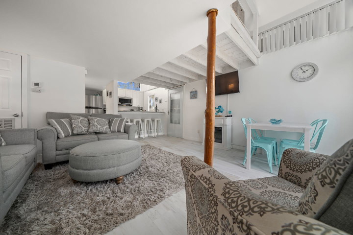 E1 - Peacefull River Bungalow - Crystal River, FL