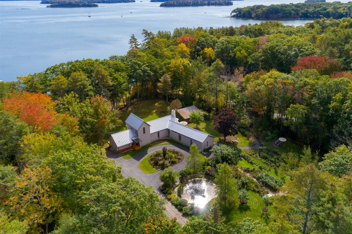Oceanfront Retreat  Heated Pool, Dock + Kayak - Brunswick, ME