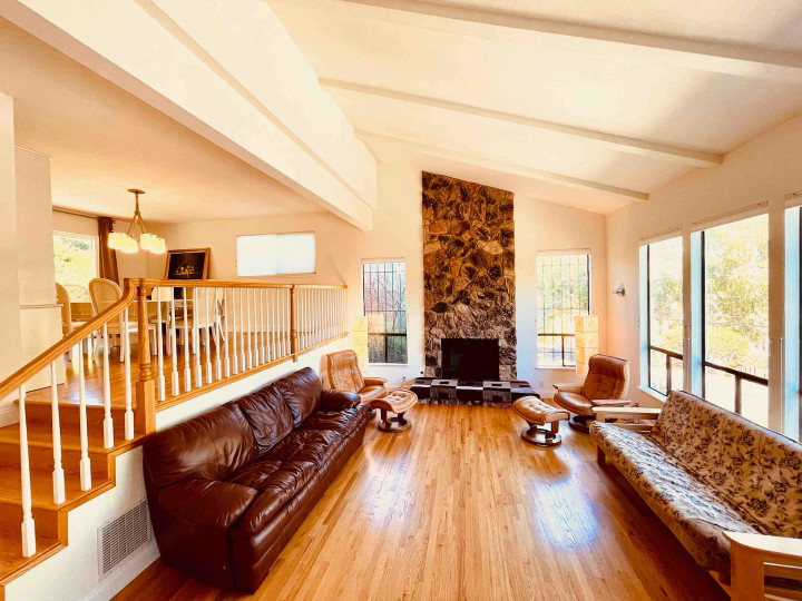 Spacious Comfy Renovated 4br, Quiet Neighborhood - San Carlos, CA