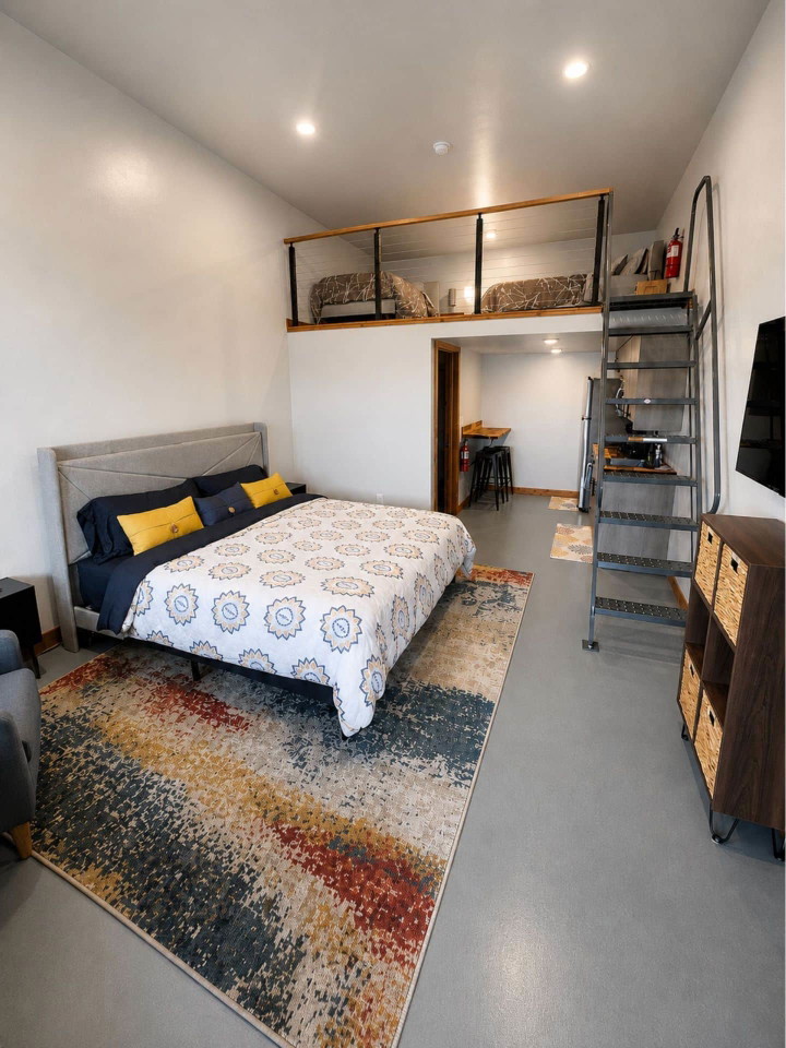 Sawtooth Cabin #1 With Kitchenette - Mount Rushmore, SD