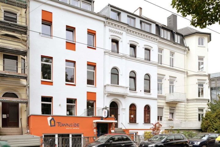 Ein Bett Im 8er-zimmer - Brême