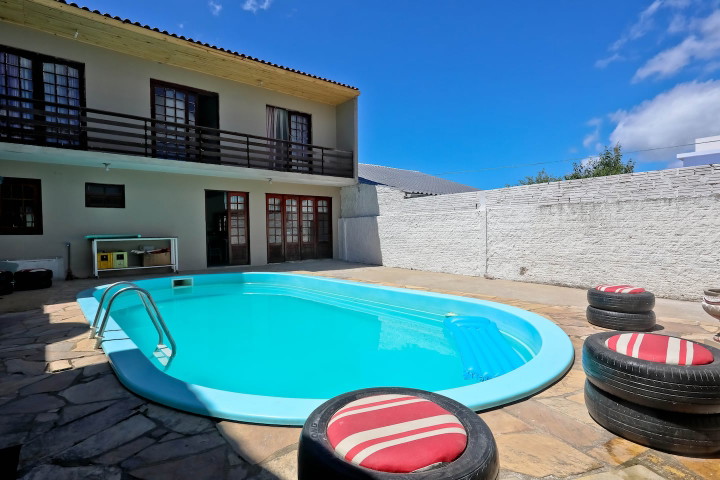 Sobrado Para Hóspede Adorável Com Piscina - Rio Grande