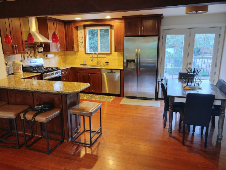 The Kirkland Juanita-beach House - Bothell, WA