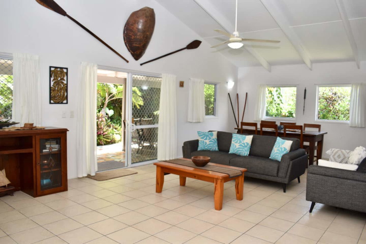 Tiare Taporo - Cook Islands