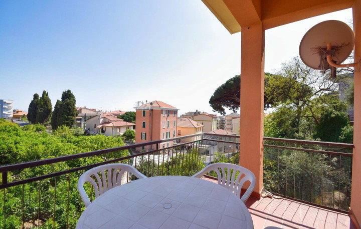 2 Bedroom Stunning Apartment In Pietra Ligure - Pietra Ligure