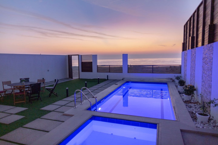 In Al-ashkhara, The Pearl Of The Arabian Sea - Oman