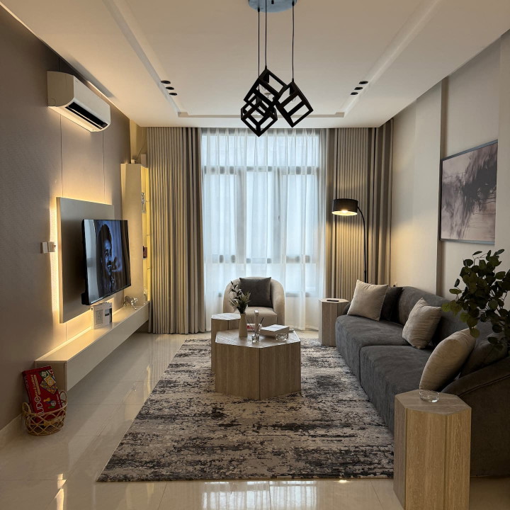 Biggest 1br, Kitchen With Private Cinema - Dammam
