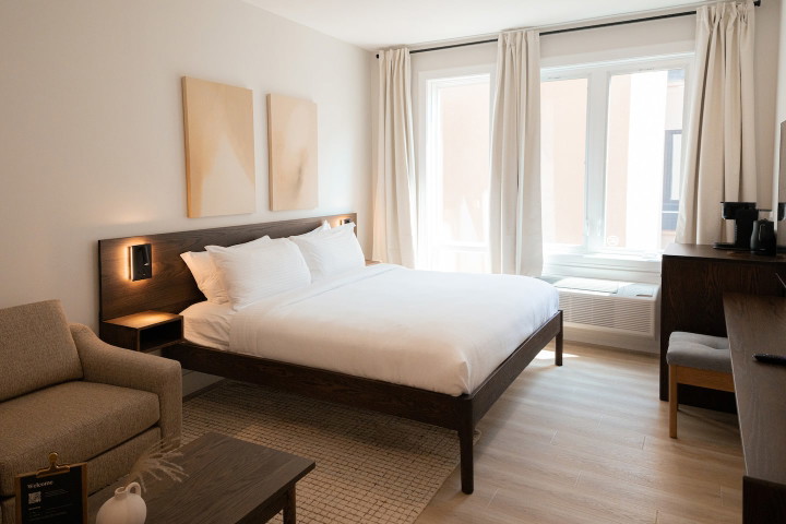 Boardwalk Suites By Kasa | King Guest Room - Traverse City, MI