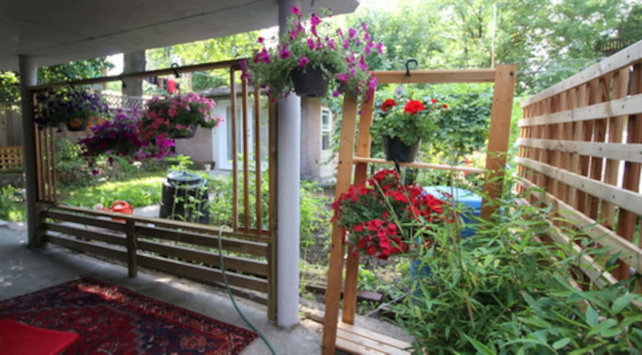 Kriszta's Lovely Little Hideaway - Canada