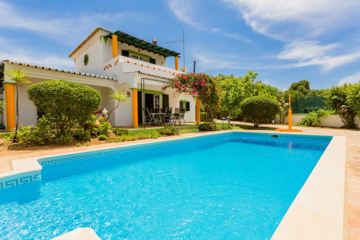 Algarve Traditional Mansion & Private Heated Pool - Faro