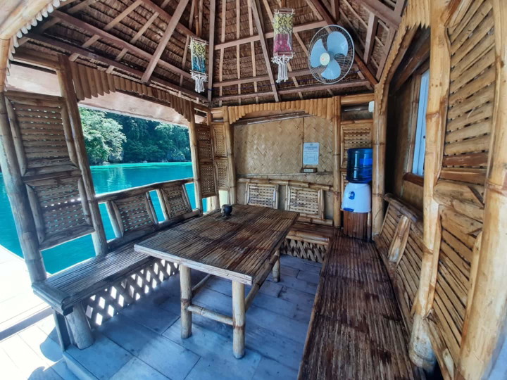 Suitecbamboohouseboat Only Accomm In Coron Island - Coron