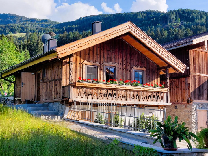 Charming Karwendel Chalet - Wattens