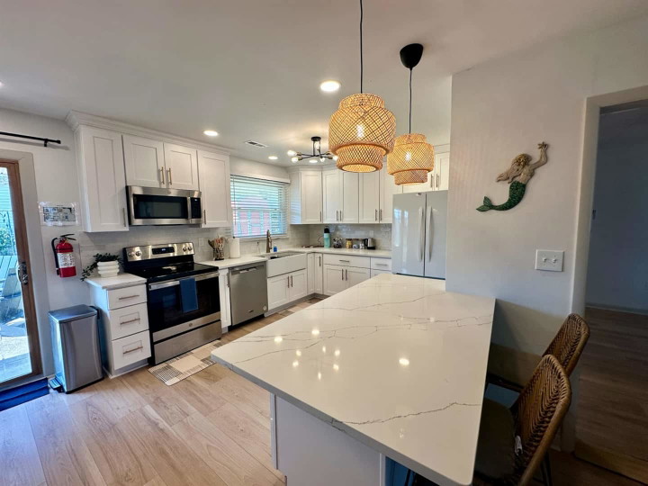Rancher By The Bay - 1 Floor Living - Norfolk, VA