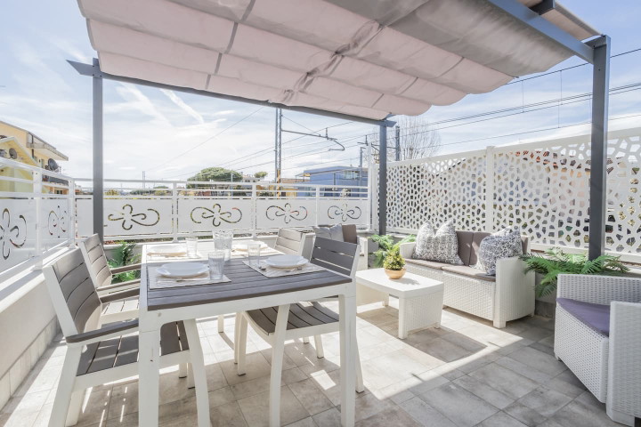 Amazhome - Home 4 You: Con Parcheggio E Terrazza - Misano Adriatico