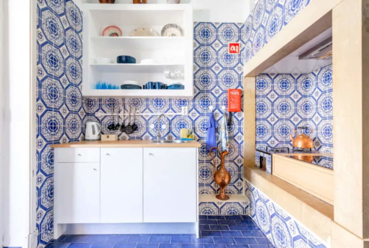 Blue Room W/ Rooftop - Faro