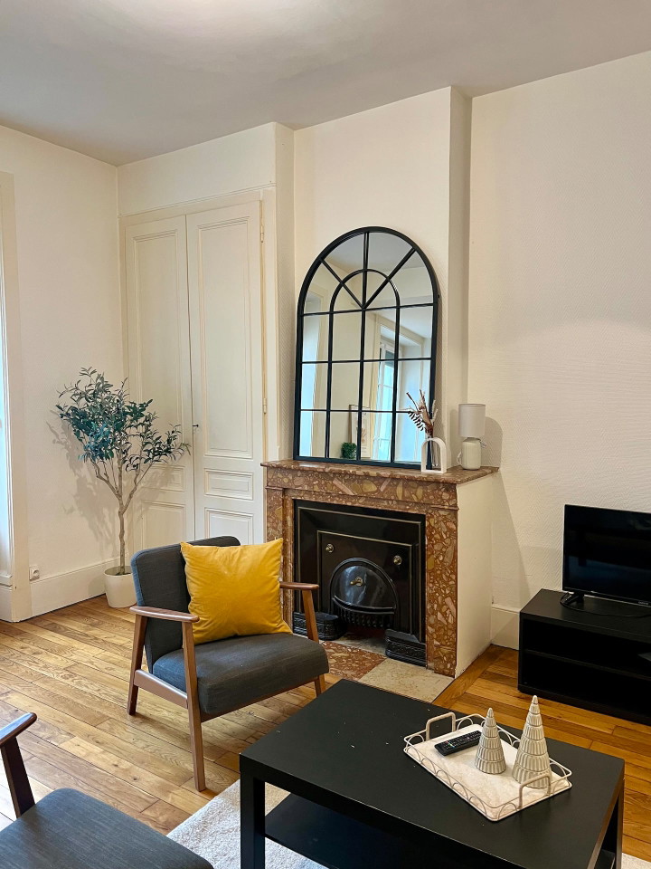 Le 144 T2 De Charme · Part-dieu · 47 M² - Chassieu