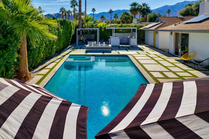 Palm Springs Backyard Oasis | Pool, Spa & Fire Pit - Palm Springs