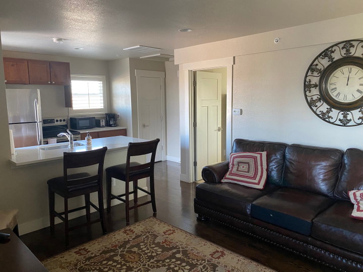 Carriage House With Views - Westminster, CO