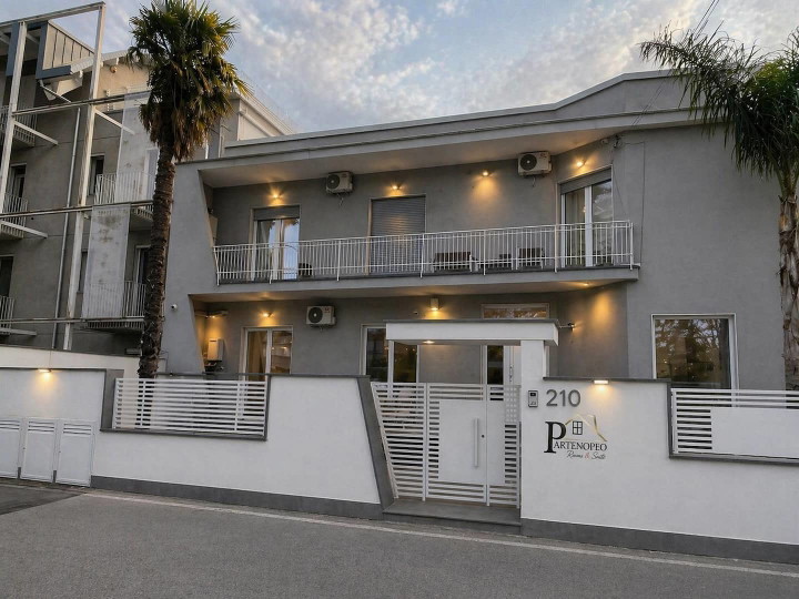 Nolana: Camera Con Patio E Bagno  Da Sogno - Nola
