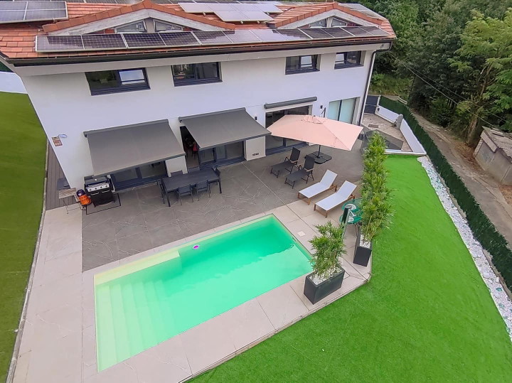 House With Pool And Panoramic View Of Bilbao - Bilbao