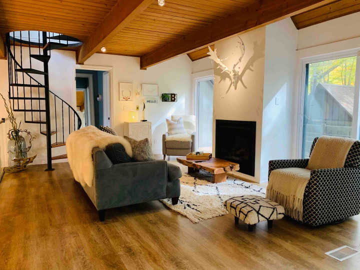 Mid Century Modern 5br Sleep 10 Southcott Retreat - Grand Bend
