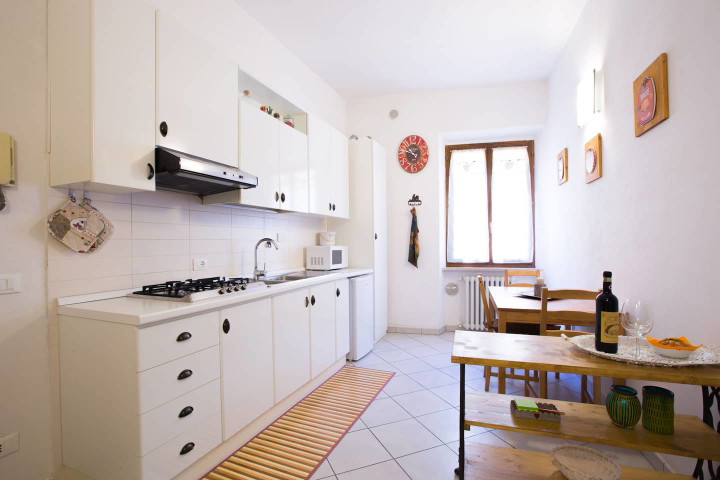 Bright Downtown Apartment - Monteriggioni