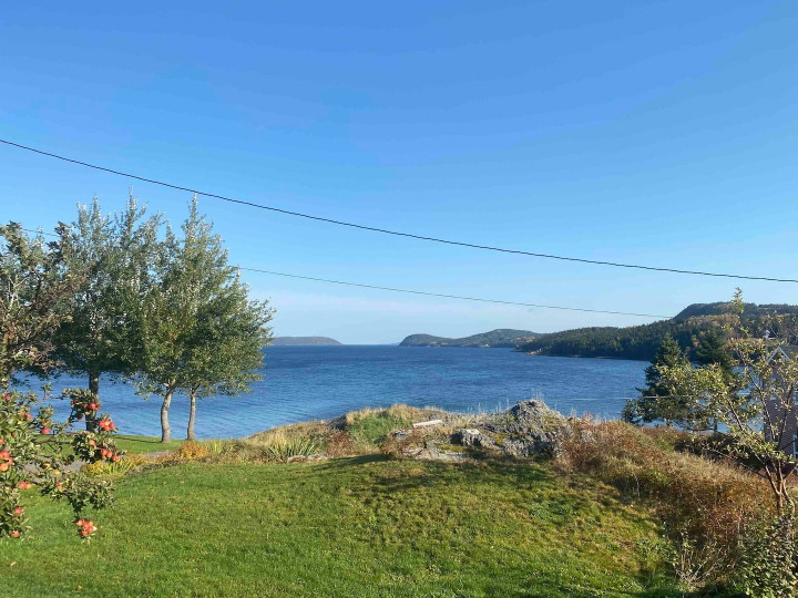 Aunt Frans Ocean View Cottage - Canada