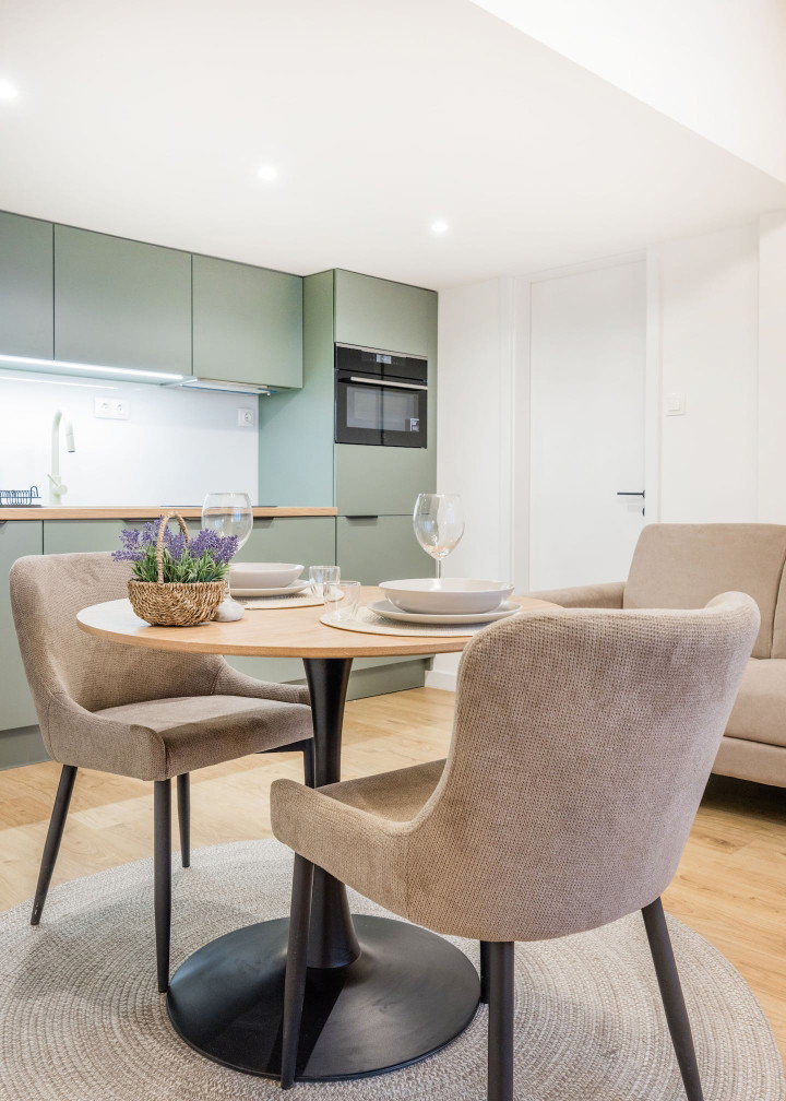 Cozy Urban Nest - 1-min Walk To Bus, Metro & Tram - Budapeszt