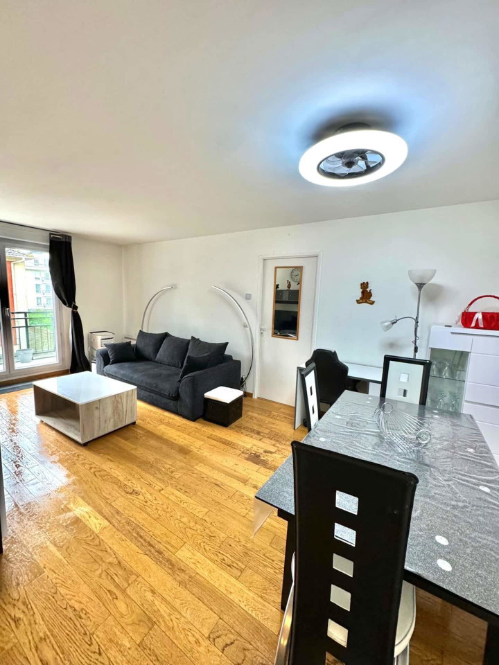 Appartement Chez Tom En Région Parisienne (92390) - Gennevilliers