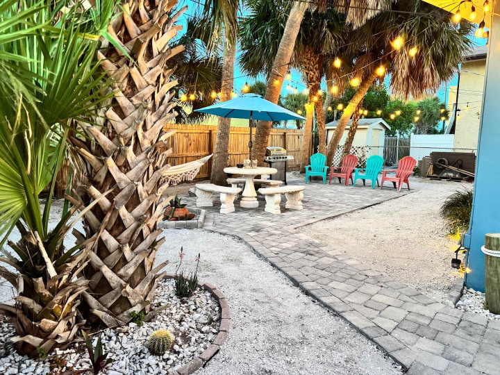 Beachfront Apt Steps To Sand & Rocket Launches - Cape Canaveral, FL
