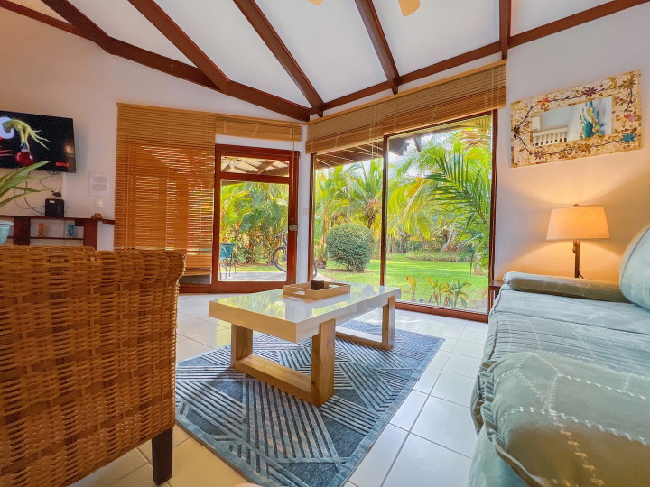 Tropical & Quiet Condo, With Pool, Close To Beach - Jaco