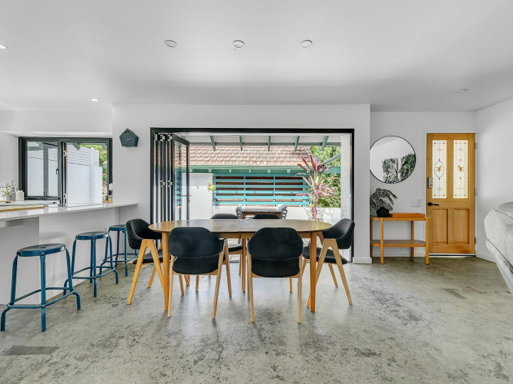 Two-bedroom Pet Friendly Stay - Brisbane