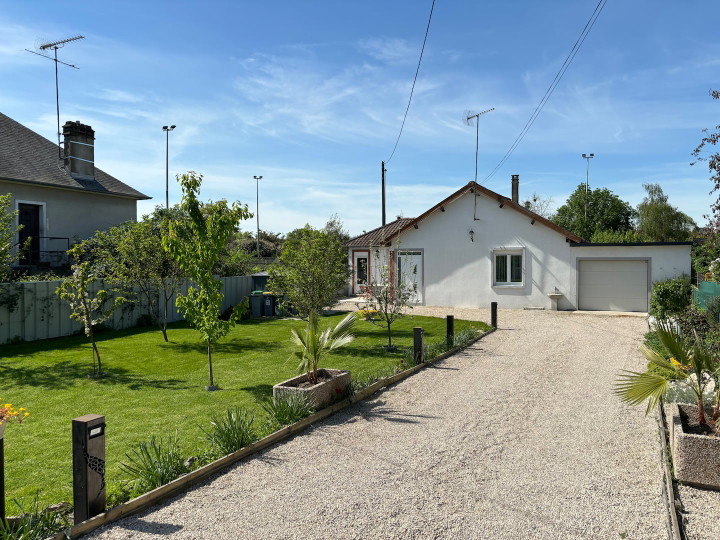 Maison Individuelle, Parking, Garage, Confort,wifi - Saran