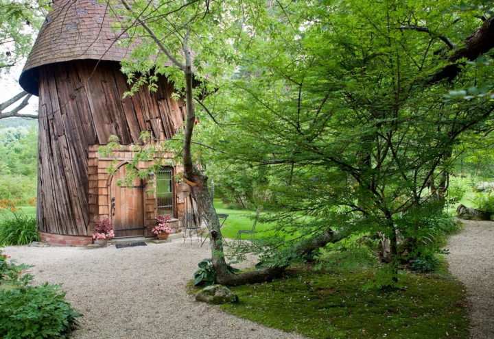 Enchanted Tiny Tower Nestled In The Berkshires - Monterey, MA