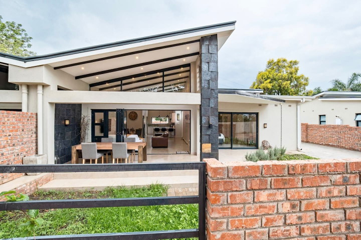 Maison De Luxe à Newlands, Wifi Starlink Rapide, Peut Accueillir 8 Personnes - Zimbabwe
