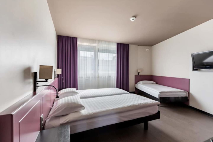 Chambre Triple 2 Hotel Les Nations 3* - Genève