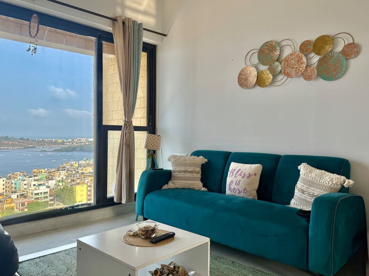 Bliso Blissville~beachfront | Luxe 2bhk | Sea View - Mumbai