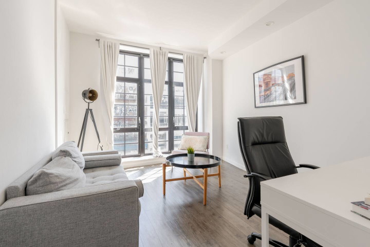 138 Bowery Suite W. Living Room Space - New York