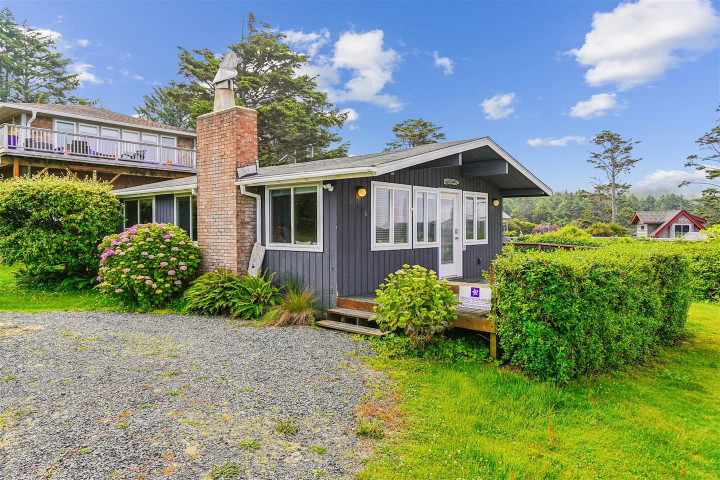 Little Caper - Newly Renovated! - Cannon Beach, OR