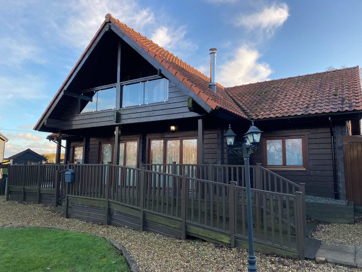Spacious Lodge Overlooking Pentney Lakes, Norfolk - Reino Unido