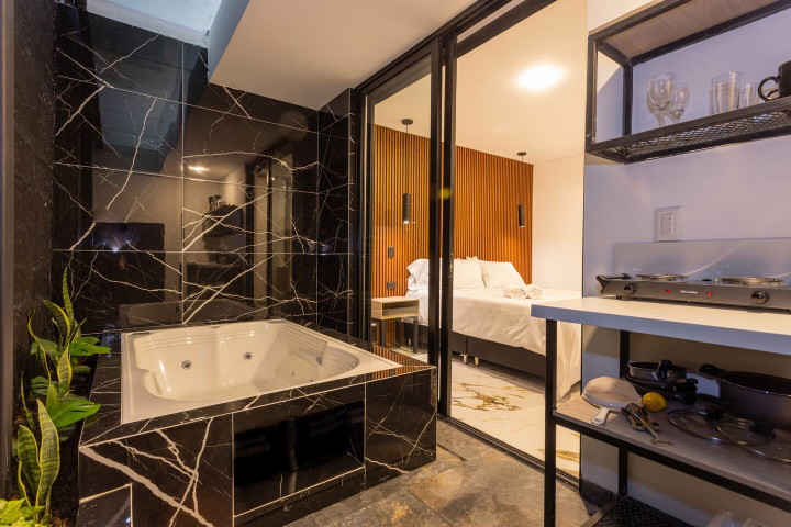 Modern Loft:jacuzzibest Locationa/c300mb - Medellin, Antioquia, Colombia