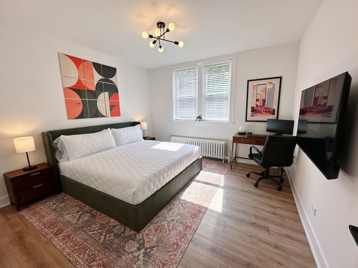 Bright 2br | King Bed+desk | Near Nu-chicago-beach - Evanston, IL